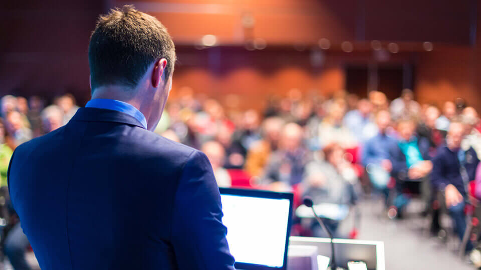 12 dicas de como fazer uma boa apresentação de slides acessível a todos